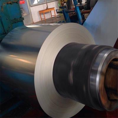 Cina Il colore di TDC51DZM ha ricoperto 24 rotoli galvanizzati calibro della lamiera sottile per coprire lo strato in vendita
