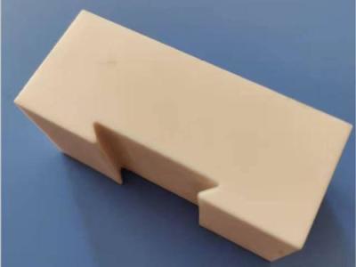 Cina Foglio di ceramica di allumina a coda di cavallo 20 mm resistente alle alte temperature in vendita