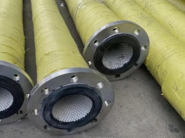 Flexible Ceramic-Lined Hose Ceramic Lined Rubber Hose Superior Wear Resistance and Flexibility for Transportation of Particles and Corrosive Media