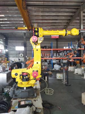 Cina R-2000iC/165F Fanuc robot di seconda mano 165kg carico utile 2655mm portata in vendita