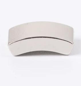Cina Materiali magnetici resistenti alla corrosione del magnete N42H Ndfeb del motore del neodimio in vendita