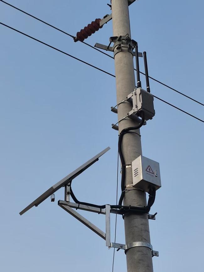 Self-Organizing Network UAV Detection Device - Front View