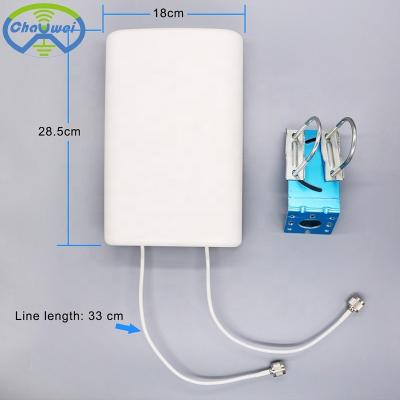 Cina antenna 8dBi verticale del pannello di 698MHz 4G Mimo Lte Directional High Gain in vendita