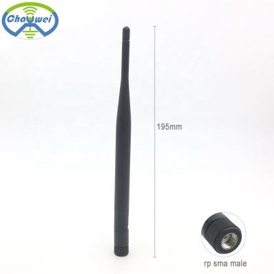 中国 5dBi 868MHzの高利得ゴム製 アヒルのアンテナWifi Vertiacal SMAの男性 販売のため