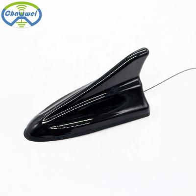Cina Polarizzazione universale dell'antenna 20dBi 1575.42MHz RHCP dell'automobile dei Gps dell'aletta dello squalo in vendita