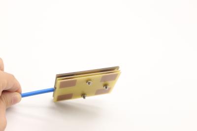 中国 長期5.8G FPV無人機のアンテナUAV 12dBiの高利得縦の分極 販売のため