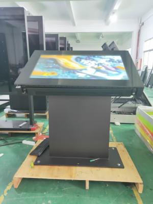 Cina Pavimento che sta il totem LCD all'aperto 55in ergonomici AC100~240V di tocco di PCPA in vendita