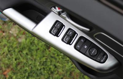 Cina KIA Nuovo Sportage KX5 2016 Interni Parts Trim Cromato Window Switch Frame in vendita