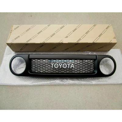 China 5310160250 Toyota Land Model FJ74 Car Front Air Intake Grille Original Size 5311960030 for sale
