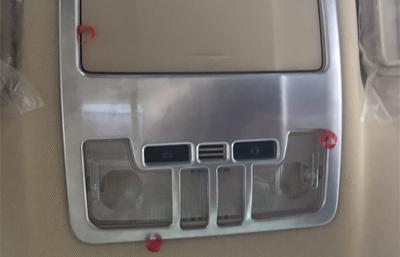 中国 装飾 自動車内装部品 屋根ランプのフレーム ハイランダー クルーガー 2014 2015 販売のため