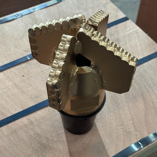 Quality PDC Drag Bit Geological Exploration For Soft To Medium Hard Rock for sale
