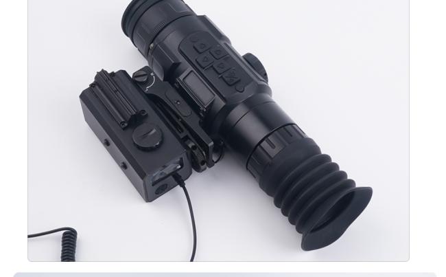 Thermal imaging scope with different color palettes