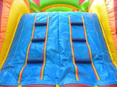 China KR-OBS-904-2 Outdoor Playground Inflatable Assault Course Challenge with Exciting Rainbow for sale