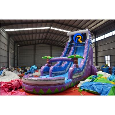 Cina Slide d'acqua gonfiabile in PVC colorato personalizzato con piscina per il divertimento estivo in vendita