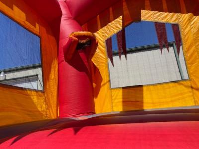 China Knight Palace Inflatable Bouncer Slide Combo with PVC Material and EN14960 Certificate for sale