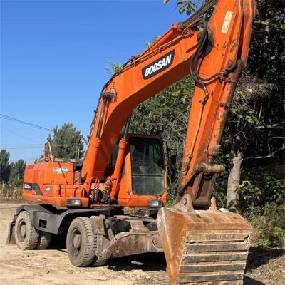 Cina Prezzo basso 22 tonnellate usato escavatore a ruote coreano Doosan DX 210W-7 con ore di lavoro più basse in vendita