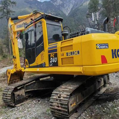 Cina 26 tonnellate quasi nuova importata dal Giappone macchina da scavo a strisce usata rinnovata Komatsu pc 240LC-8 in vendita