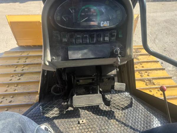 Quality Cat Caterpillar D5k Lgp Cat D5k Dozer Front Blade Width 4.262m Dozer Second Hand for sale
