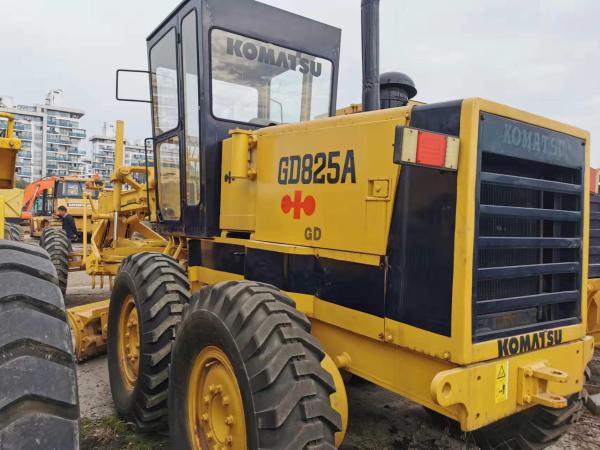 Quality Used KOMATSU GD825A Motor Grader Second-Hand Construction Equipment for sale