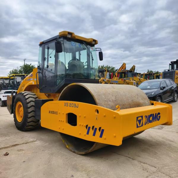 Quality Used XCMG XS203J Vibratory Road Roller 2023 Model Low Hours Excellent Condition for sale