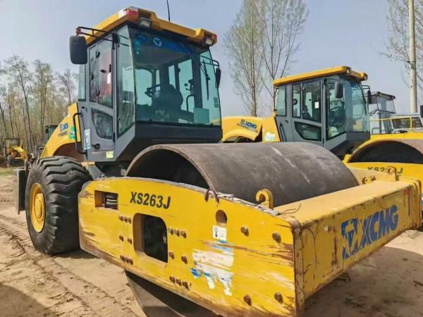 Quality Used XCMG XS263J Vibratory Road Roller  Global Shipping 26t for sale