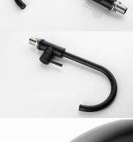 China SUS304 Black Kitchen Sink Faucet Single Handle Deck Mounted Brass Valve Core 3 Year Warranty for sale