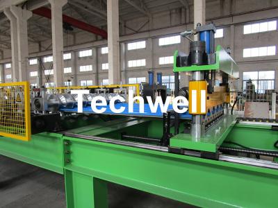 China High Speed Steel Roofing Sheet Roof Roll Forming Machine with Flying Cutting for sale
