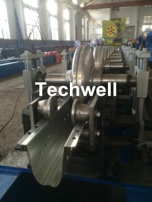 Cina Il Manica d'acciaio del cappello di controllo di frequenza dello SpA lamina a freddo la formazione della macchina con 0-15m/min che forma la velocità in vendita