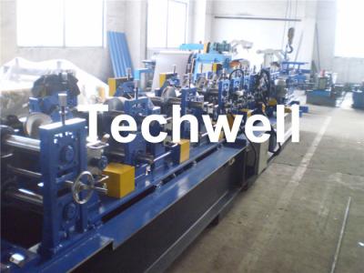 China O Purlin permutável rápido da CZ lamina a formação da máquina para a bobina de aço de uma espessura de 1,0 - 3,0 milímetros à venda