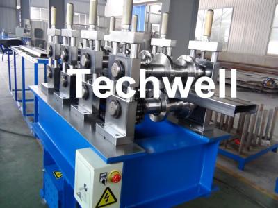 中国 11KW主力および70mmパレット シャフトの直径が付いている機械を形作る棚のビーム箱のプロフィール ロール 販売のため