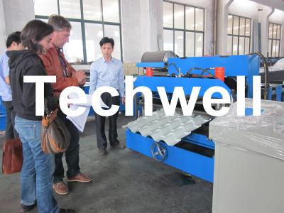 Cina Rotolo lustrato delle mattonelle che forma macchina con 22 stazioni di formazione per il pannello del tetto del metallo in vendita