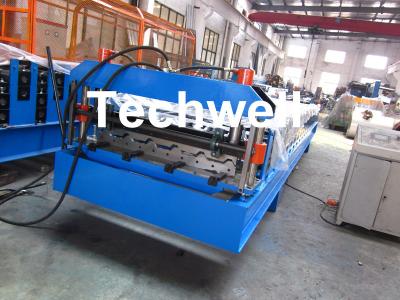 Cina Rotolo d'acciaio del tetto del rivestimento della parete del metallo che forma macchina con il sistema di controllo dello SpA in vendita