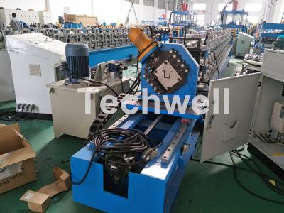 Cina Il Manica superiore di Furring lamina a freddo la formazione della macchina con il servo taglio d'inseguimento continuo in vendita