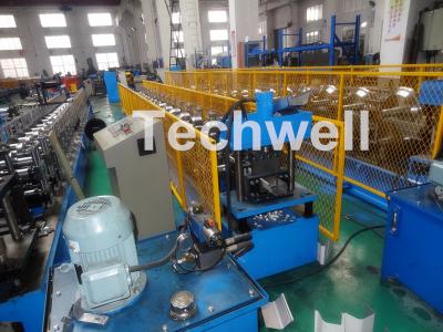 China Máquina sem emenda da calha da água da chuva em forma de u, rolo da calha de caixa que forma a máquina à venda