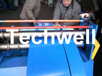 中国 Bemo の屋根のパネルのための機械を形作る 5 つのトンの Uncoiler 14 の場所によって先を細くされるパネル ロール 販売のため