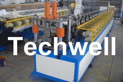 Cina Manica di Furring, rotolo di Batten del soffitto del tetto che forma macchina per la capriata leggera dell'acciaio C in vendita