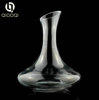 China Supreme Quality Professional crystal clear glass decanter manufacturer for sale