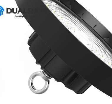 China Luz alta da baía do UFO com o próprio do sensor de Dayight desenvolvido construído no motorista Slim Design Durable e no estojo compacto à venda