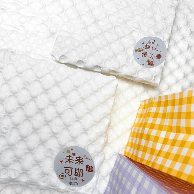 White kraft bubble wrap roll product view