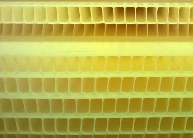 PP or PE material corflute sheets structure picture