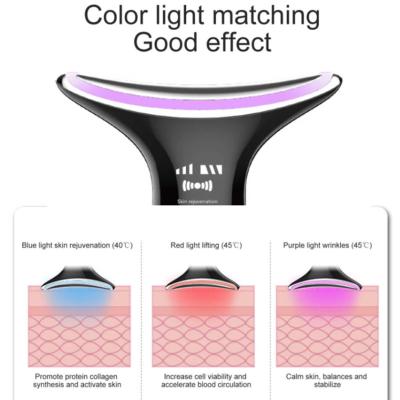 Cina 8000 volte/colori del dispositivo di rimozione 3 della grinza del collo del riscaldamento fotone di min LED in vendita