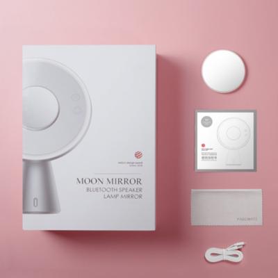 Cina 2022 nuovo stile 3 in 1 specchio del LED con la parete da tavolino Mounte di vanità LED dell'altoparlante di Bluetooth dello specchio ricaricabile di trucco di progettazione in vendita