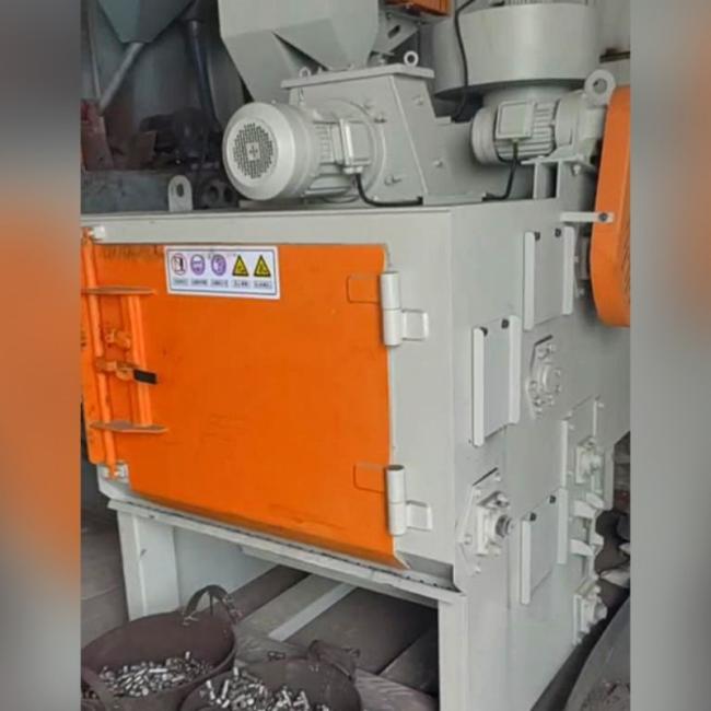 Crawler Type High-Performance Shot Blasting Machine