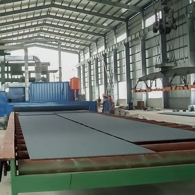 中国 Customized Pass Through Conveyor Shot Blasting Machine with Roller Work Piece Width 1500mm 販売のため