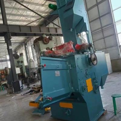 Cina Crawler Shot Blasting Machine for Sand Cleaning and Rust Removal 1 Tons Capacity in vendita