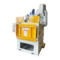 China Customization Q32 Series Rubber Crawler Type Shot Blasting Machine for Dust Removal for sale