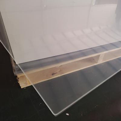 China el tablero transparente del plexiglás de 3m m 5m m Pmma echó la hoja de acrílico clara en venta