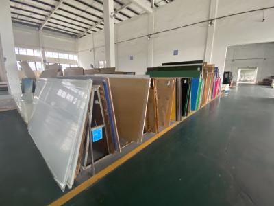 Cina 2mm 4mm 6mm Quadrato Taglio Su Dimensione Pmma Perspex Placca Acrilica Chiara in vendita