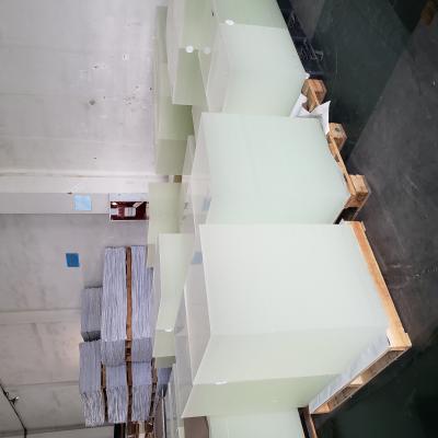 China TV Screen 2x3m Cast Plexiglass Acrylic Sheet High Impact Resistant for sale