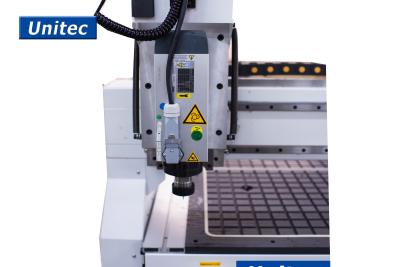 中国 70000mm/Min UT1325A 2000kgの木工業CNCのルーター機械 販売のため